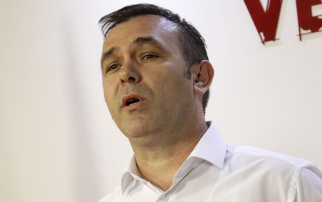 Rexhep Selimi refuzon dekoratën e Presidencës – Indeksonline.net