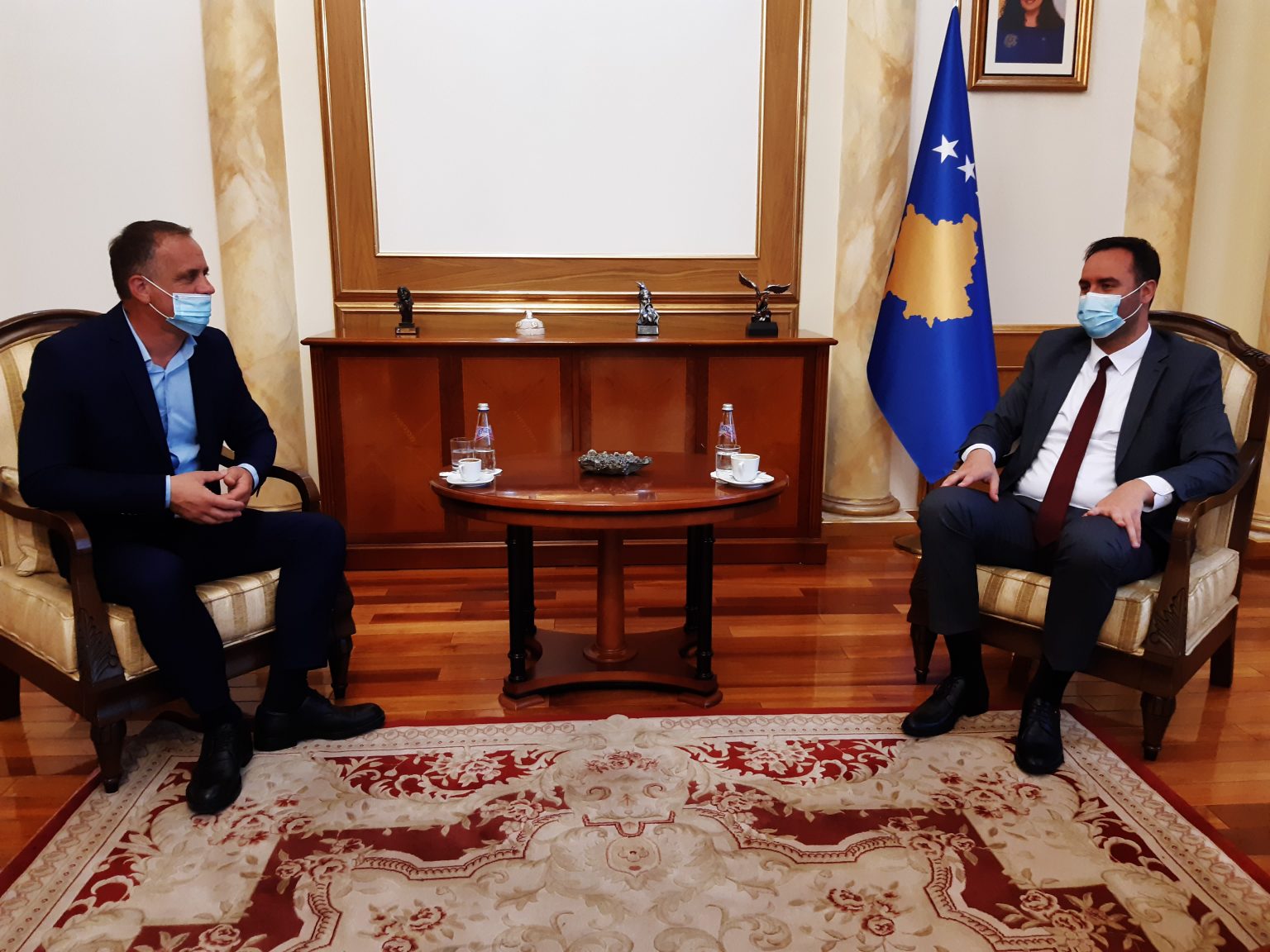 Hoxha – Konjufcës: Të shkarkohet Bordi i RTK-së – Indeksonline.net