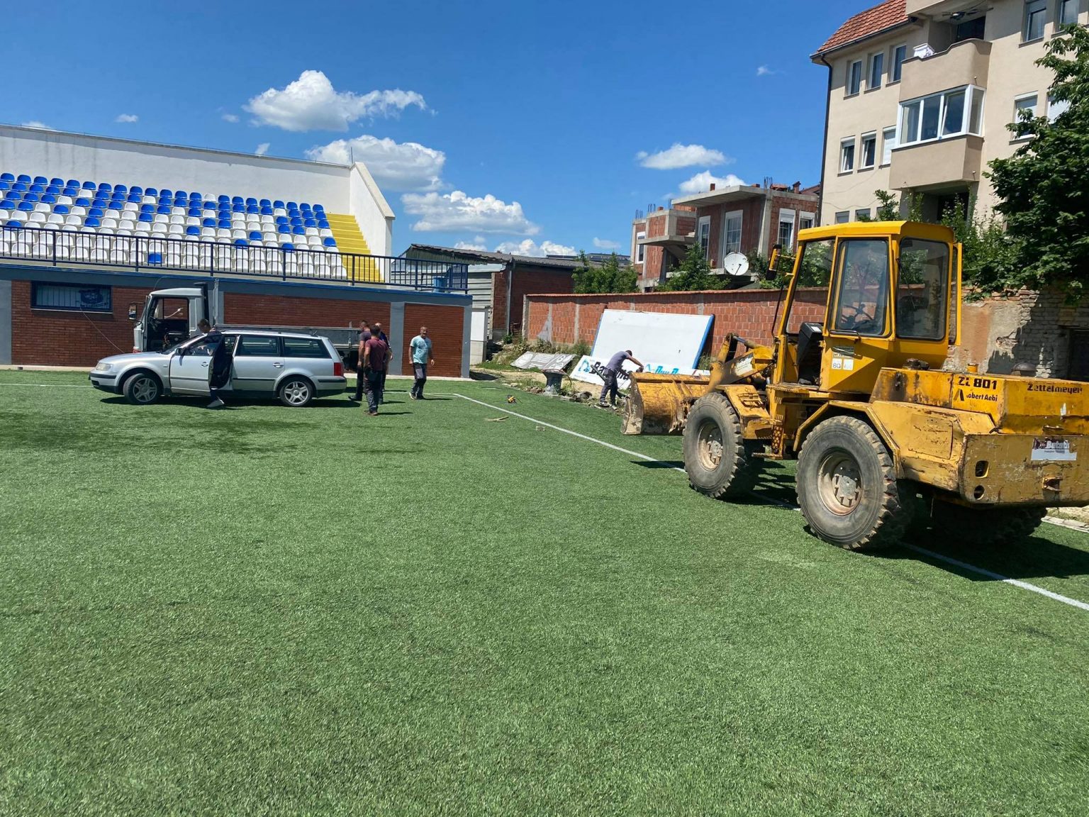 Progres te Llapi/ Stadiumi ‘Zahir Pajaziti’ po bëhet me bari natyral ...