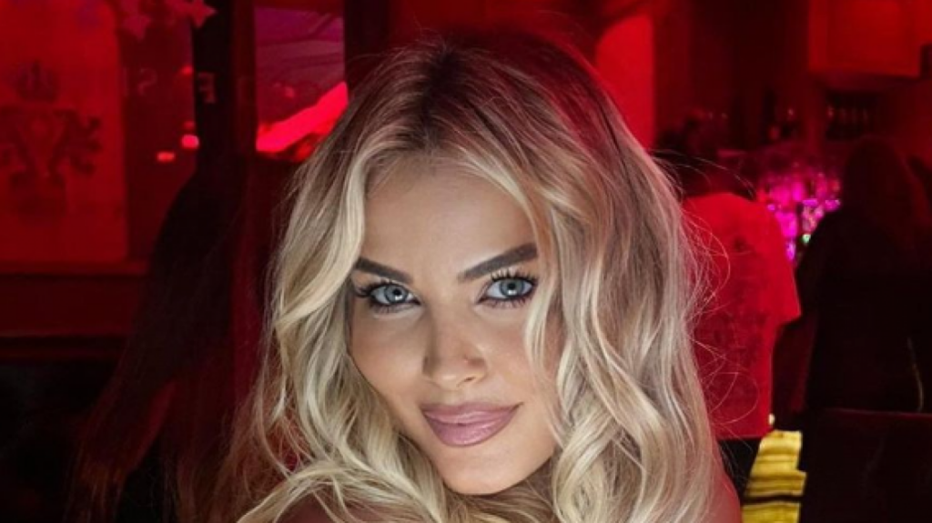 “Shokohet” Afrona Dika, aktori i njohur anglez i shikon “story-n ...