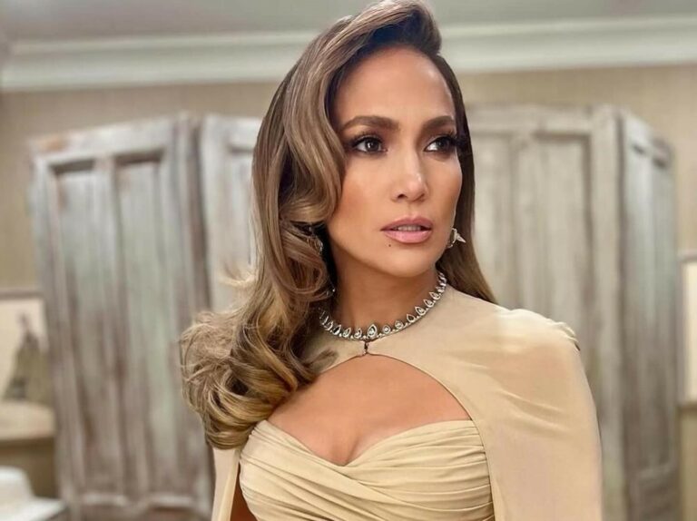 Jennifer Lopez këndoi në dasmën e një miliarderi indian, pagesa që mori ...