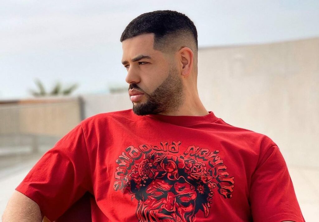 Der albanische Rapper Noizy organisiert seit einigen Jahren erfolgreich ...