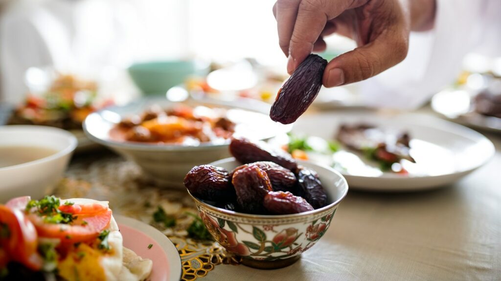 Pubblicato il programma dei pasti del Ramadan 2026 in Kosovo. Ecco il ...