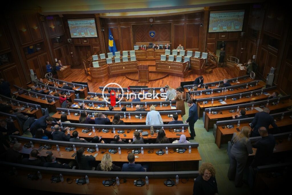 Ndërron loja, deputetëve iu mundësohet votimi i fshehtë – Indeksonline.net