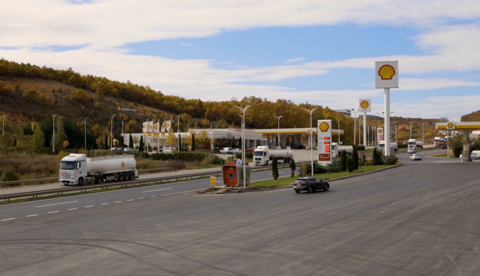 fuel Shell V-Power , with a composition 99% identical to the one I use ...