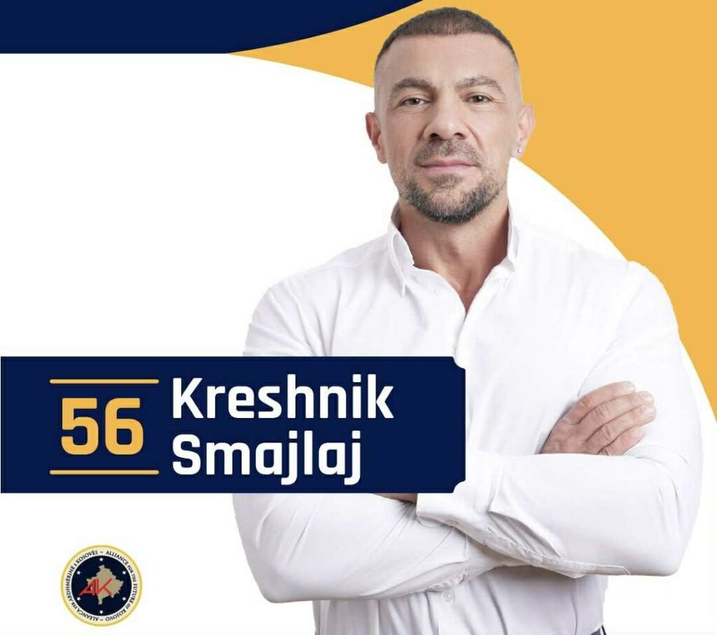 Bekë Berisha presenta il candidato che è ultimo in lista, ma che dovrebbe uscire primo nei voti