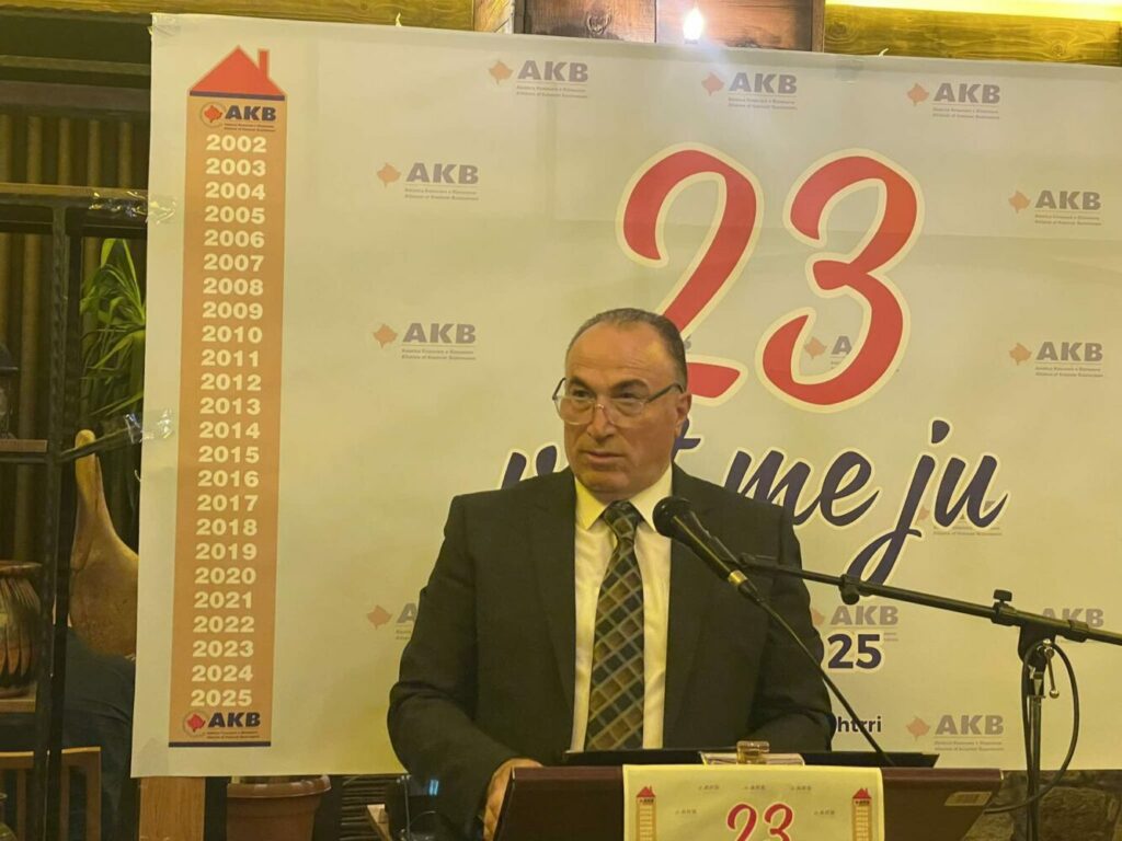 ພັນທະມິດທຸລະກິດ Kosovo (KBA) ໄດ້ສະເຫຼີມສະຫຼອງ 23 ປີແຫ່ງການສ້າງຕັ້ງຂອງຕົນດ້ວຍພິທີທີ່ຈັດຂຶ້ນຢູ່ ...