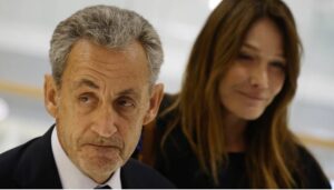 Bývalý francúzsky prezident Nicolas Sarkozy sa verejne poďakoval ...