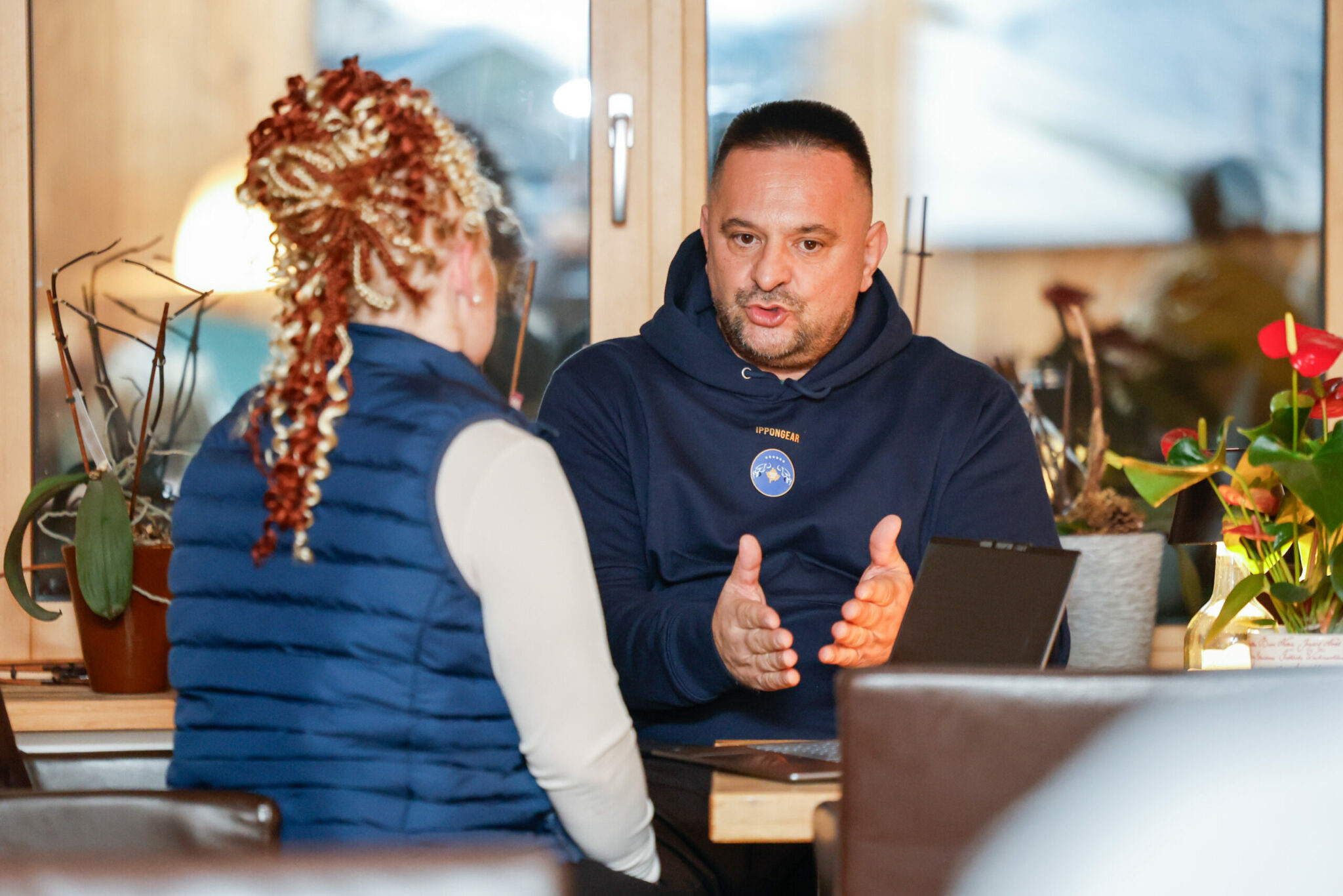 Driton Kuka, l'allenatore di judo kosovaro di maggior successo, ha ...