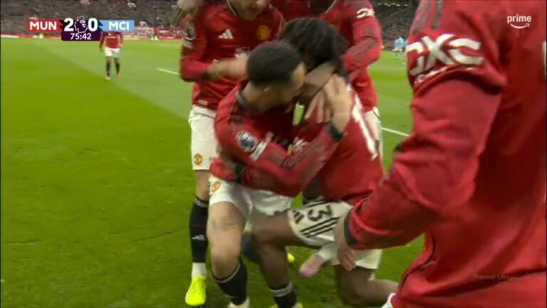 Manchester United double avantaj yo nan derby lokal la kont Manchester ...