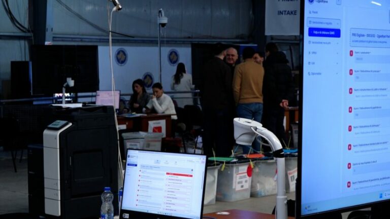 Hasil penghitungan ulang suara calon anggota parlemen dalam pemilihan ...