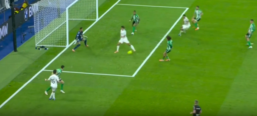 Real Madrid scored their fourth goal against Real Betis in the match ...