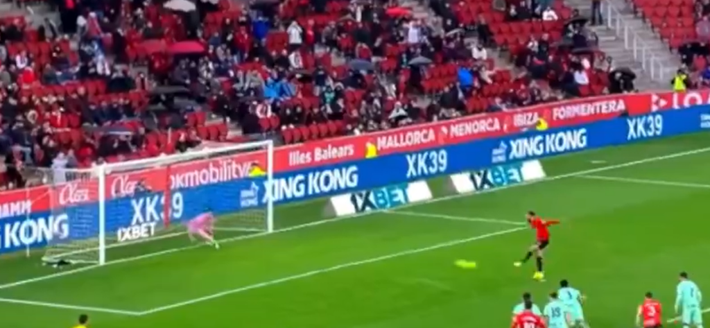 Ang koponan ng Mallorca ay nakaiskor ng pangalawang goal laban sa ...